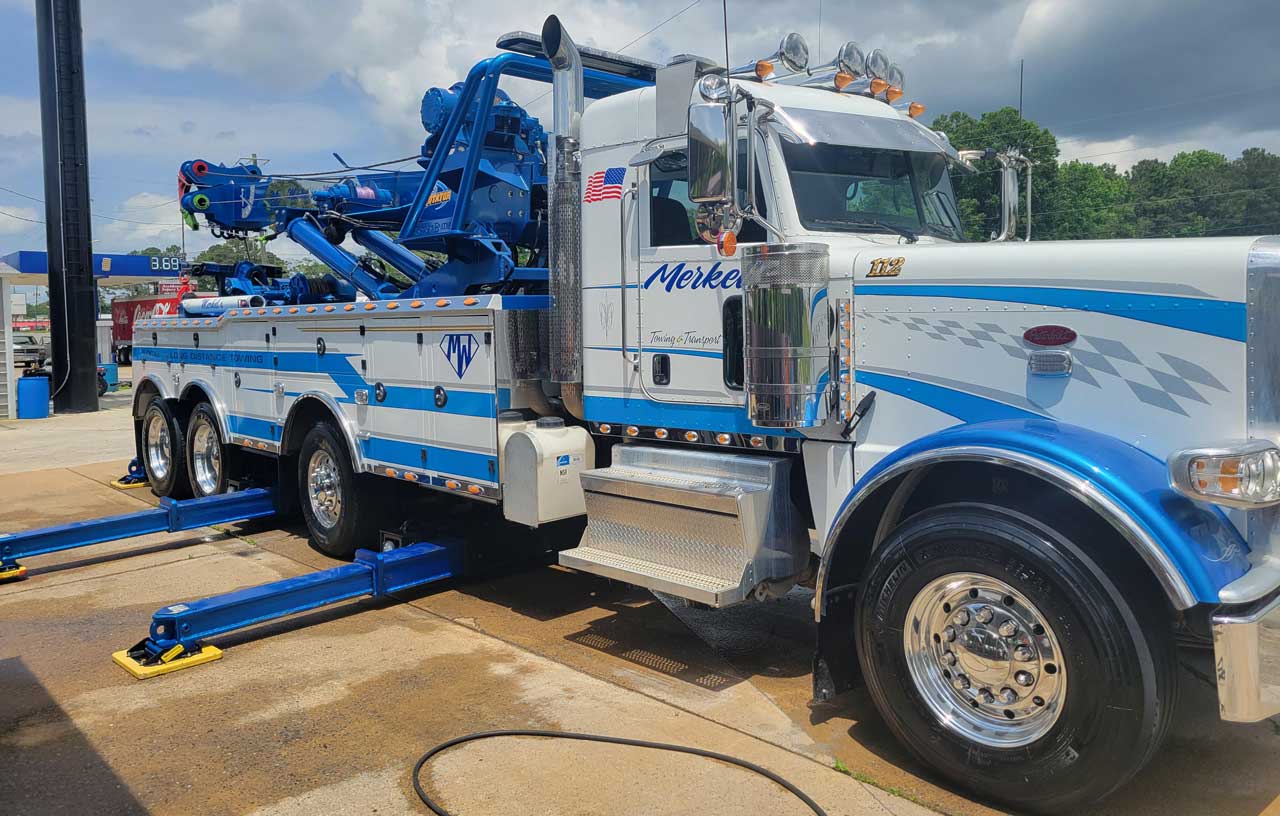 Heavy Duty Wrecker in Chelsea | Merkel's Chelsea Towing